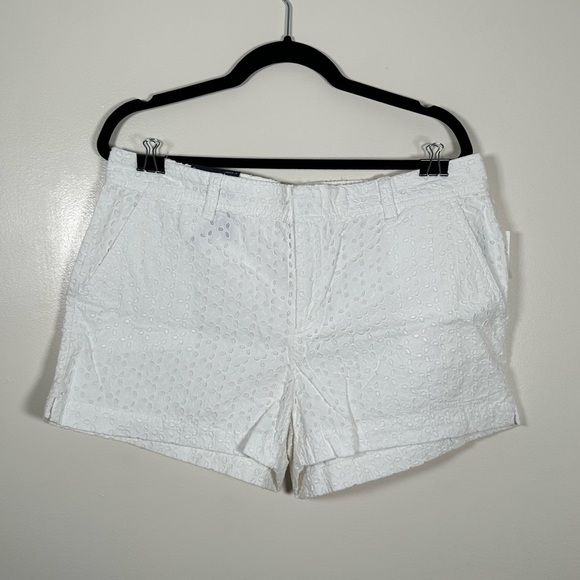 Shorts | Nwt Gap 3 Mid Rise Eyelet Short | Poshmark